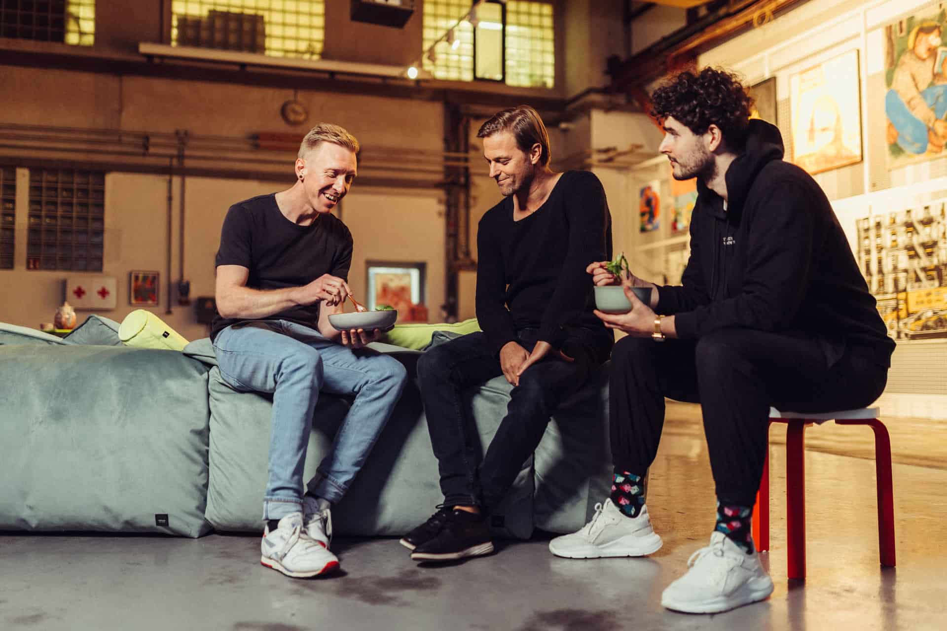 vhy!: Neues veganes Restaurant von Timo Hildebrand und Tim Bengel ...