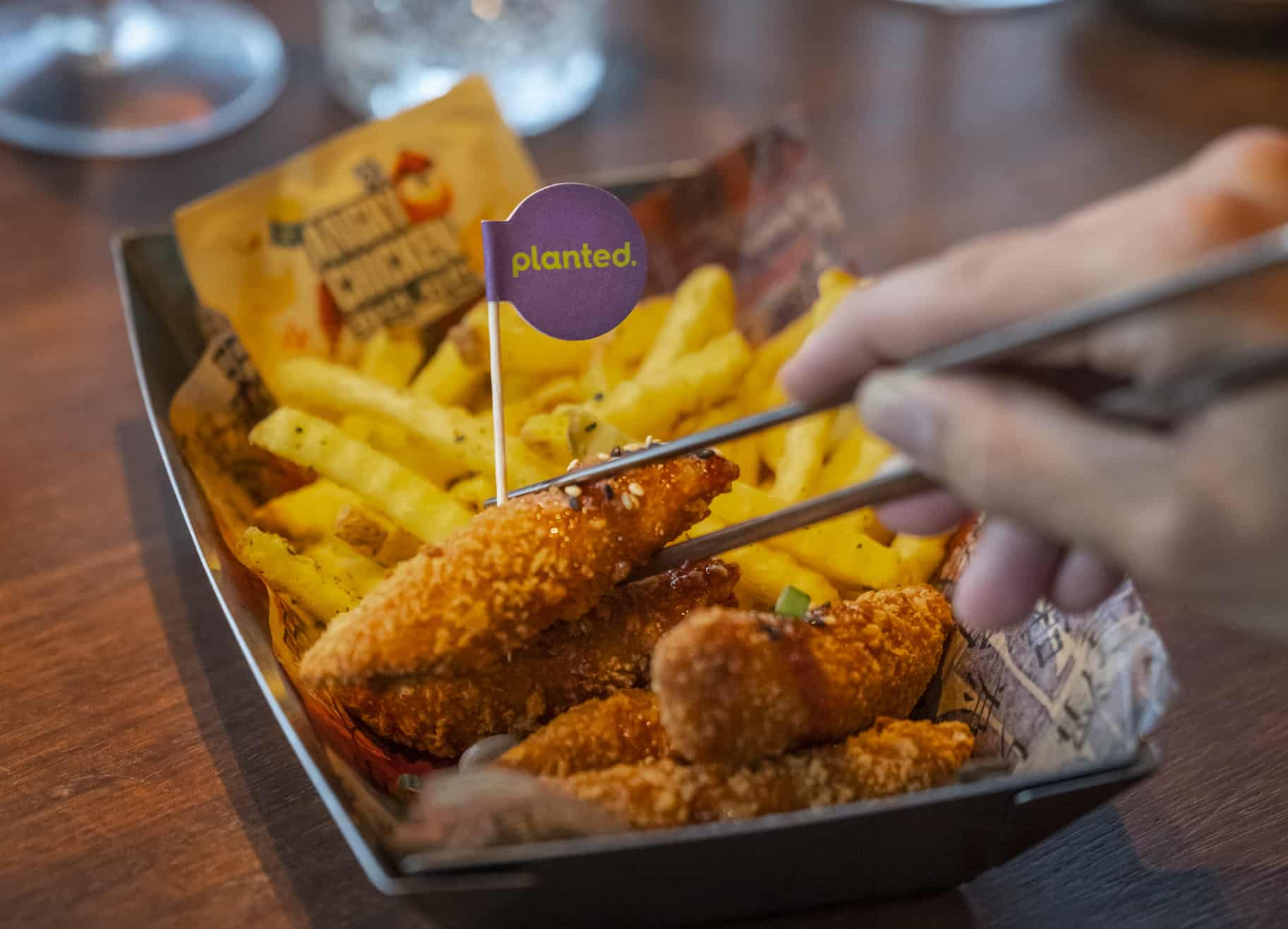 Foodtech Startup Planted lanciert planted.chicken Tenders - vegconomist ...